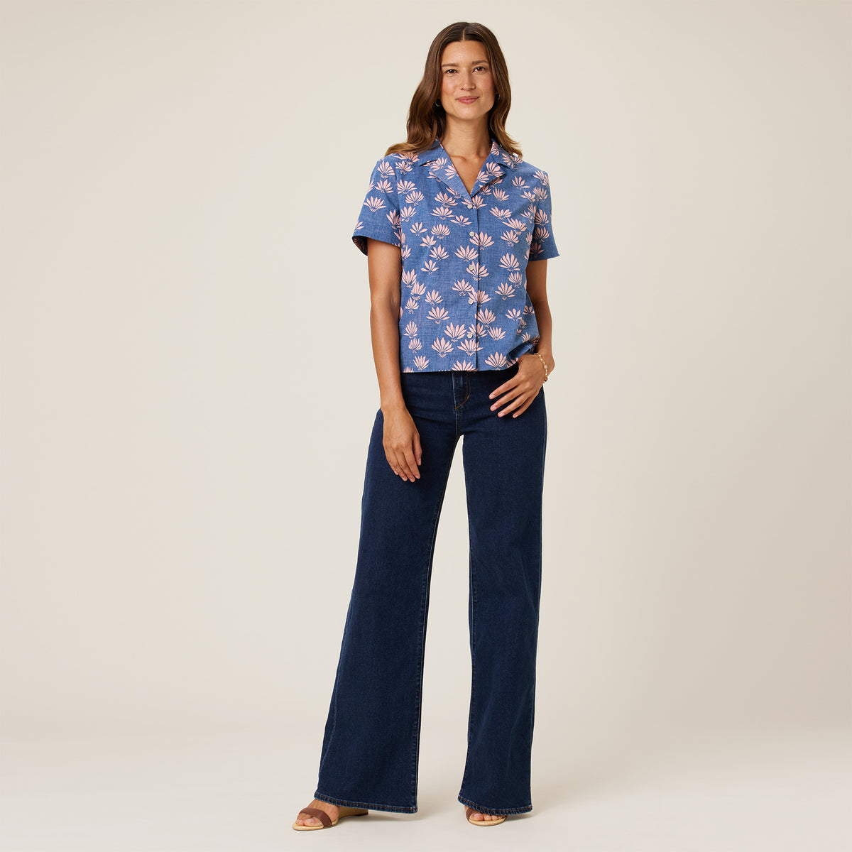 WOMEN'S FALLING FAN FLOWERS FINLEY TOP | Reyn Spooner